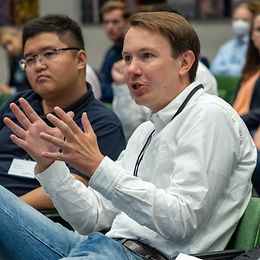 Emotionen beim Investieren meistern: Verluste überwinden 📉 | LGT