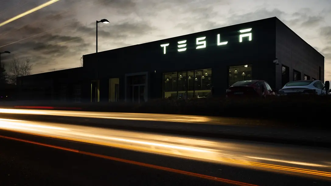 What happens when a company is kicked out of a stock index? | LGT