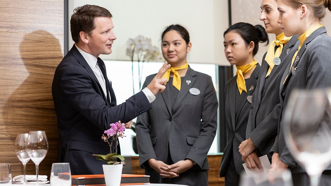 Hospitality economy: From hotels to high-end retail | LGT